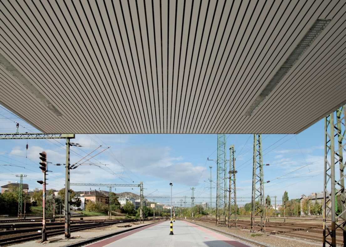 Exterior Metal Ceilings - Hunter Douglas Architectural